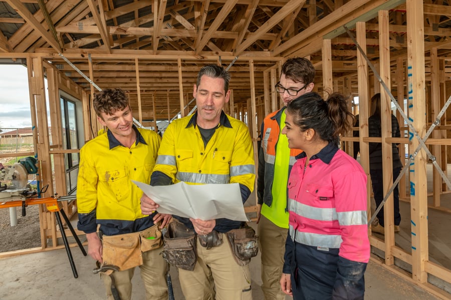 What Does a Builder Do? | iseekplant